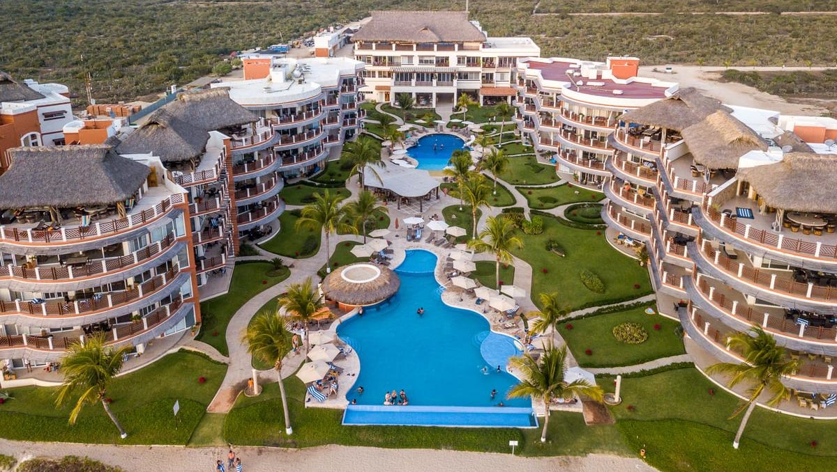 Vivo Resorts Puerto Escondido | Mexico Destination Wedding Venues & Packages | My Overseas Wedding