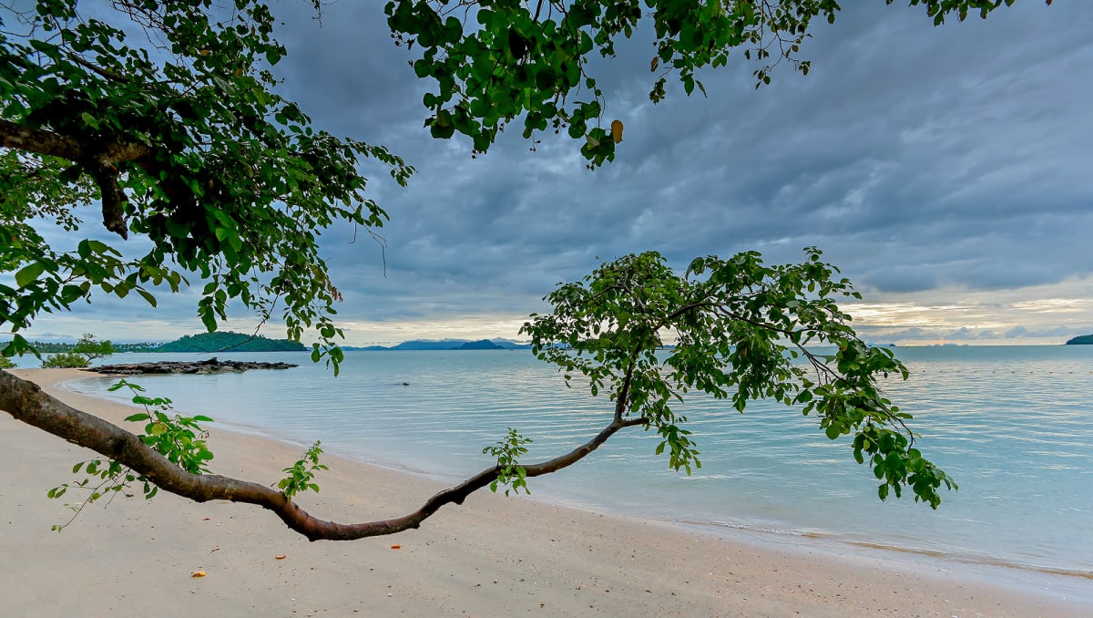 Island Escape by Burasari | Thailand Destination Wedding Venues ...