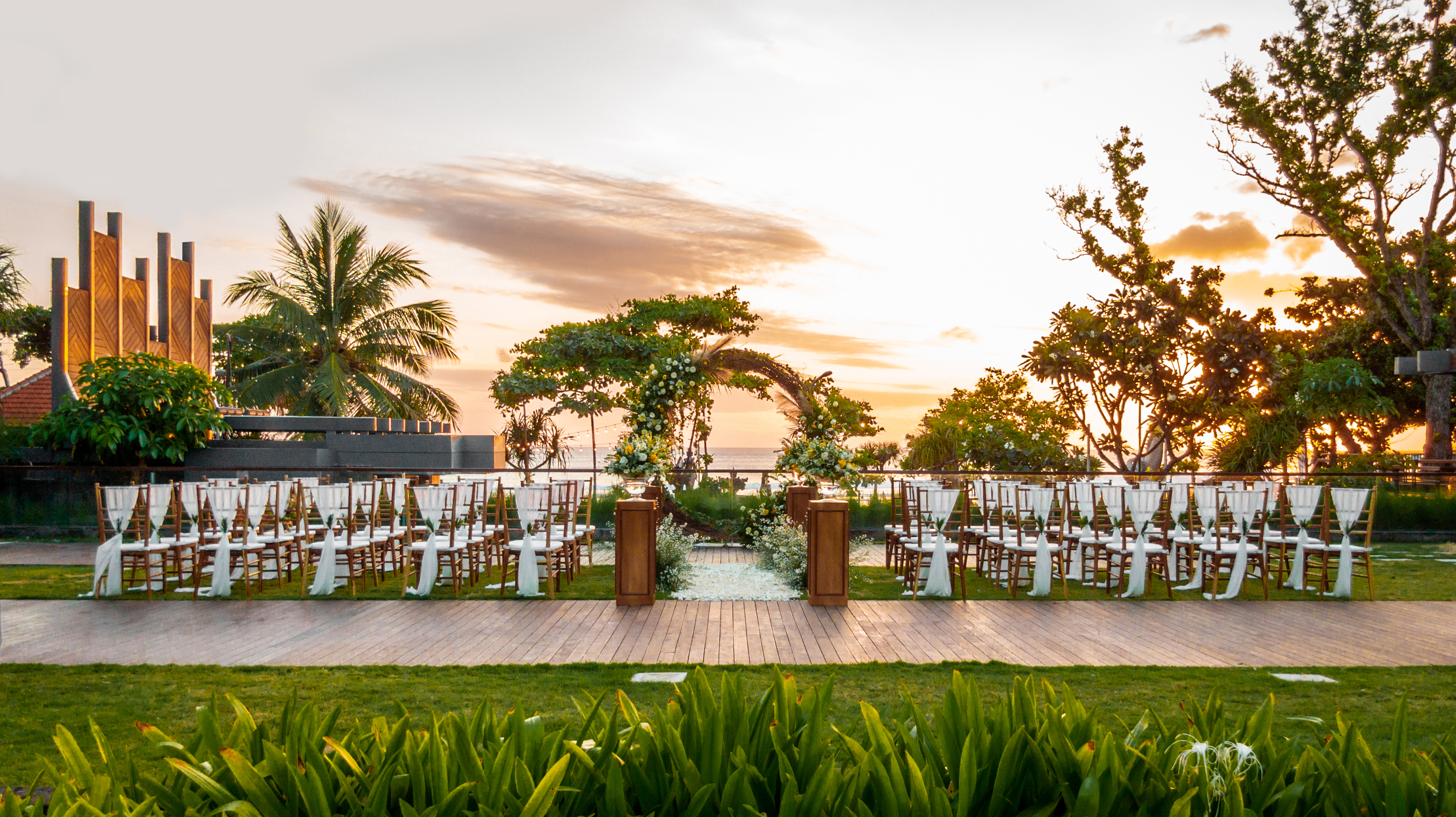 Hotel Indigo Bali Seminyak Beach | Bali Destination Wedding Venues ...
