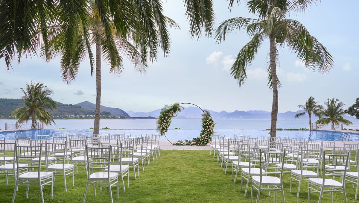 Nha Trang Marriott Resort & Spa, Hon Tre Island – Reception Venues ...
